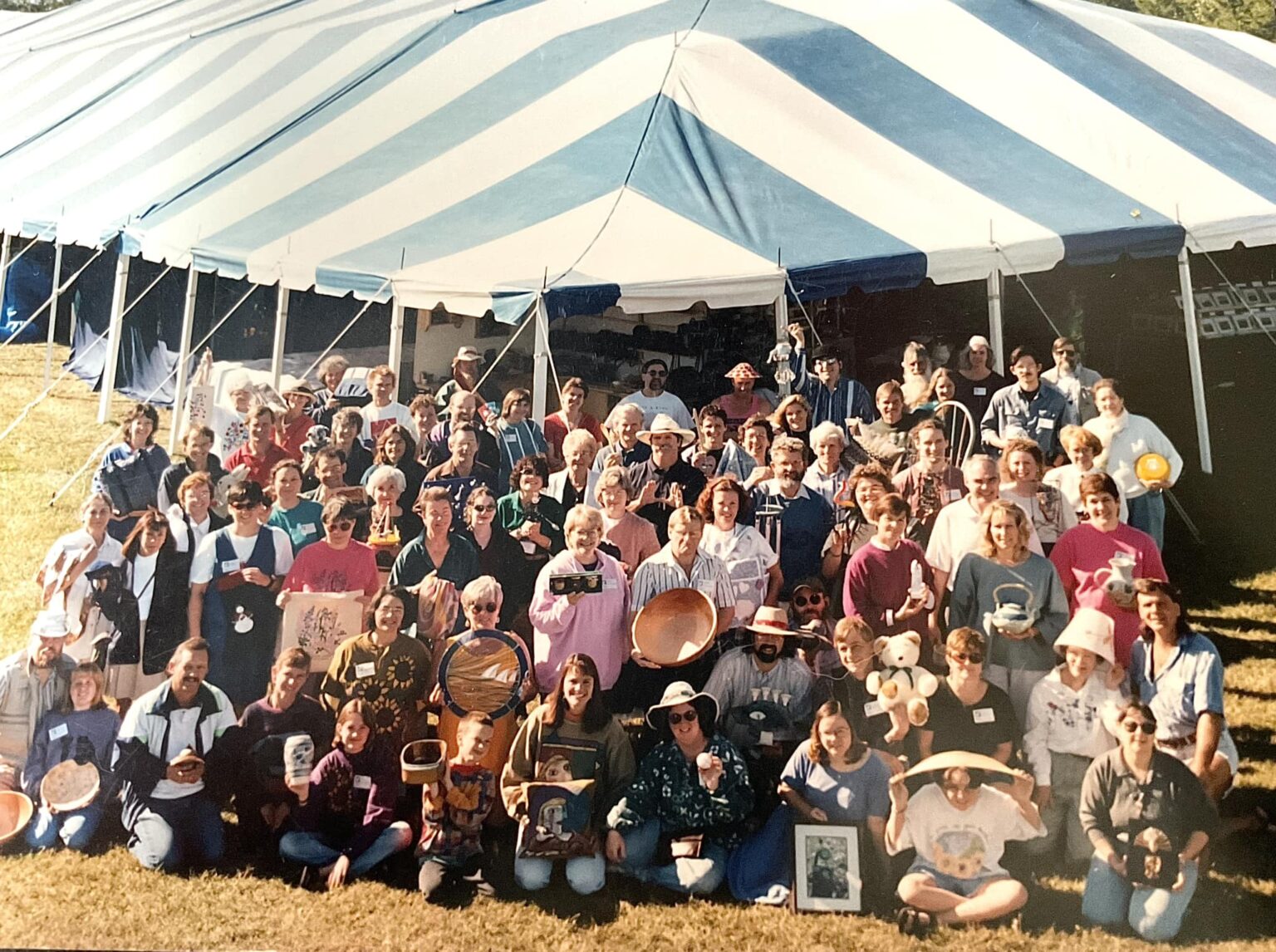 Home / Acceuil - Mactaquac Craft Festival / Festival artisanal de Mactaquac